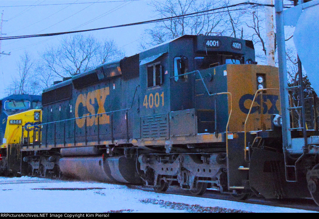 CSX 4001
